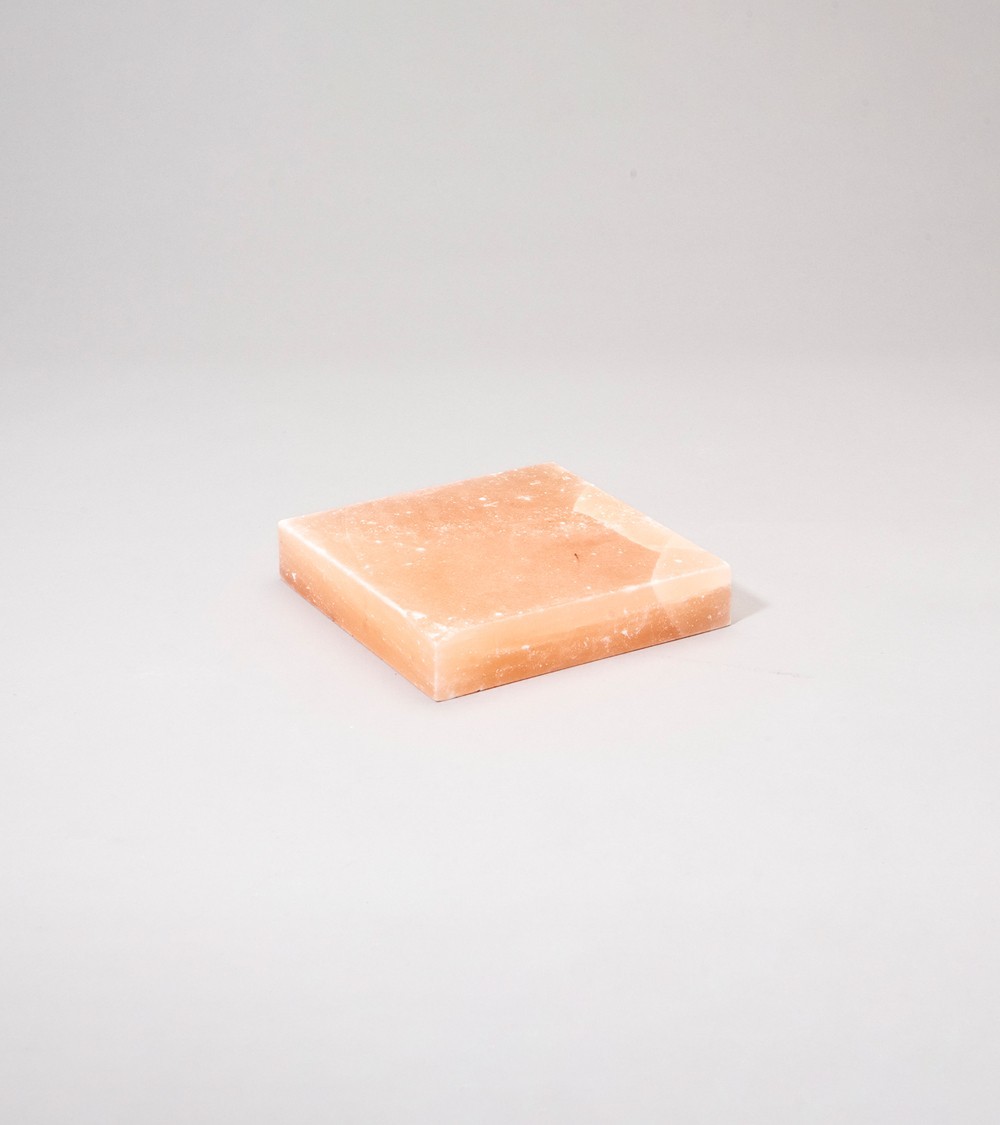 Himalayan Pink Salt Plate by knIndustrie